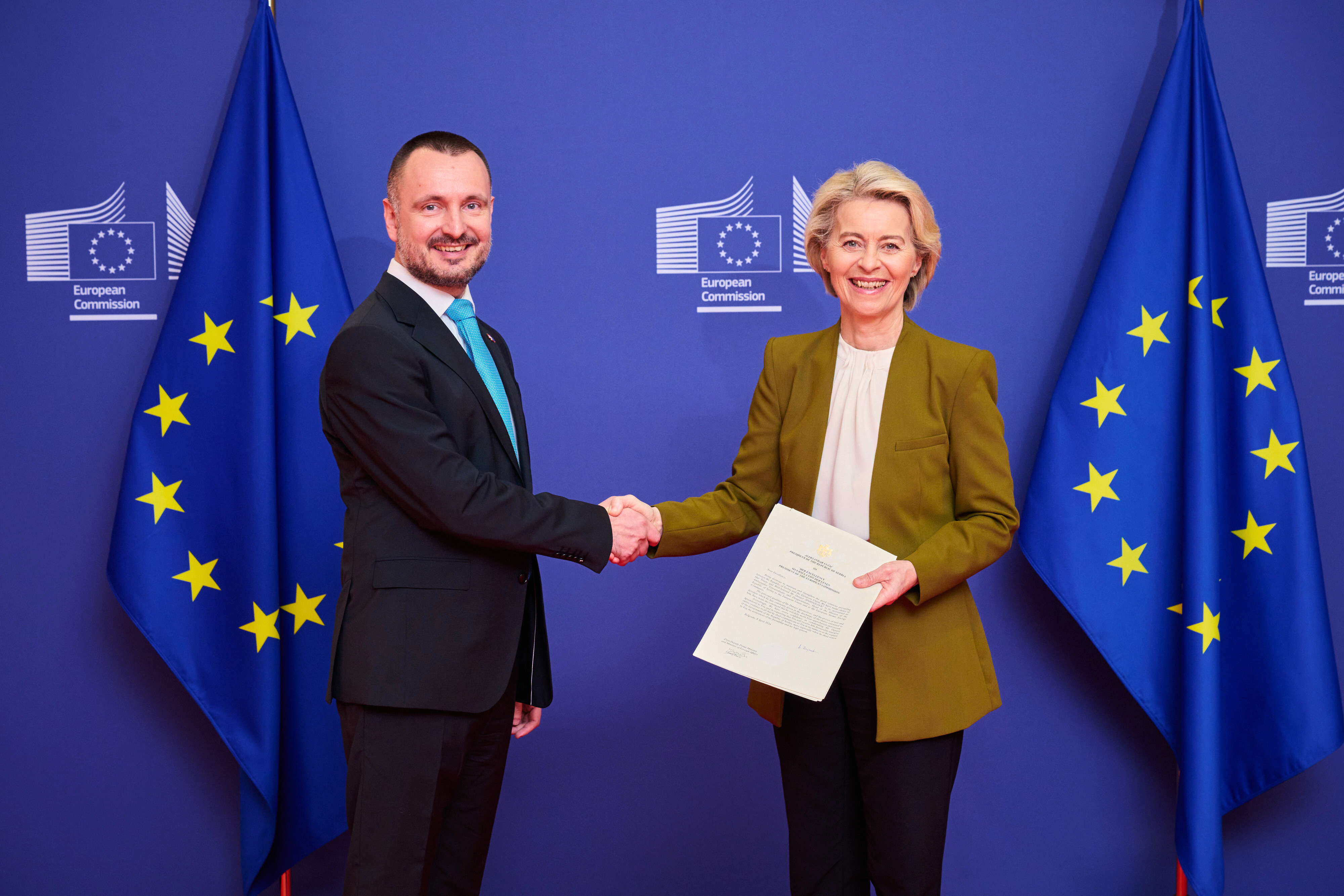 Presentation of the letters of credentials of the Head of the Mission ...